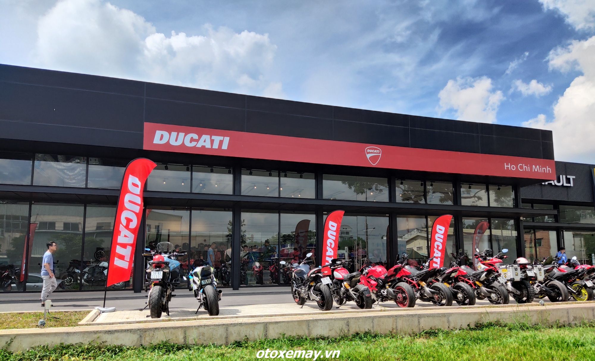 Showroom Ducati Ho Chi Minh của nhà phân phối mới chính thức đi vào ...